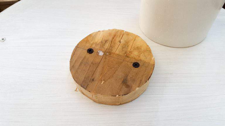 How to Make a Wooden Cable Spool from Scratch - A Crafty Mix