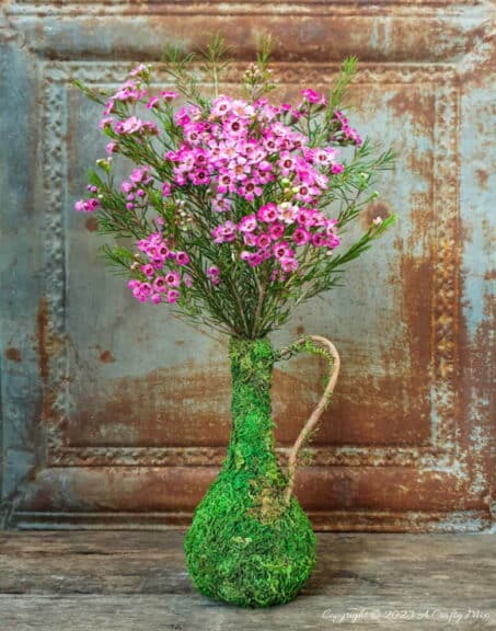 Crafting with Nature: Easy Moss Vase - A Crafty Mix