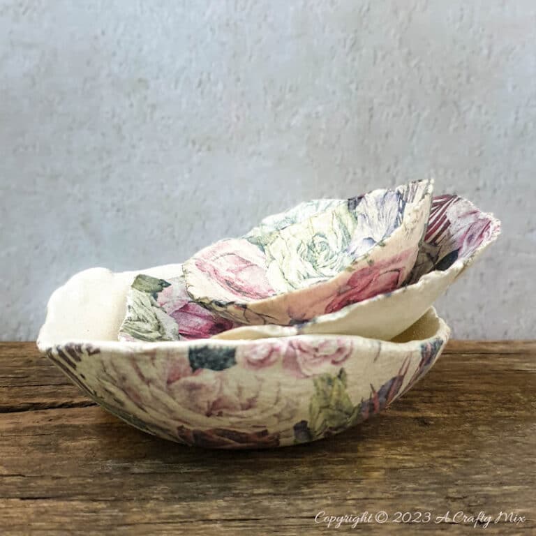 Clay-Baked Napkin Bowls: Easy Crafting - A Crafty Mix