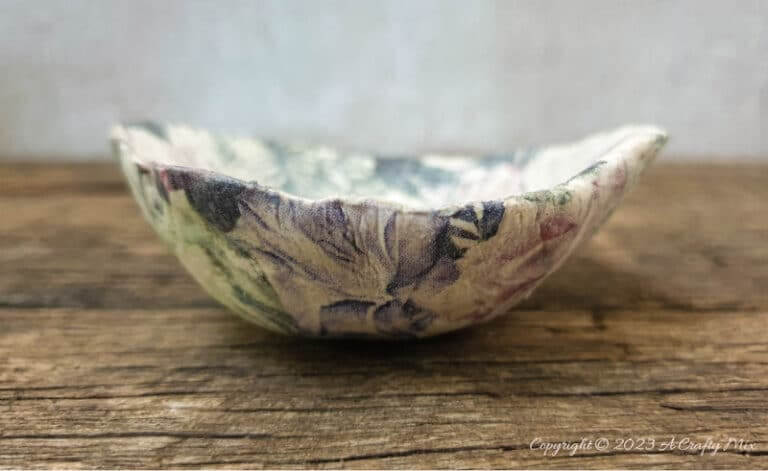 Clay-Baked Napkin Bowls: Easy Crafting - A Crafty Mix