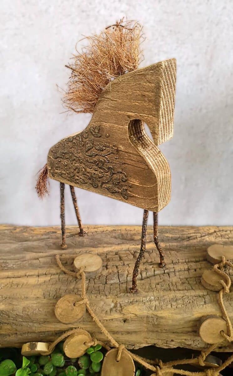 For the Love of Rust: Scrap Wood Nuzzling Horses DIY - A Crafty Mix